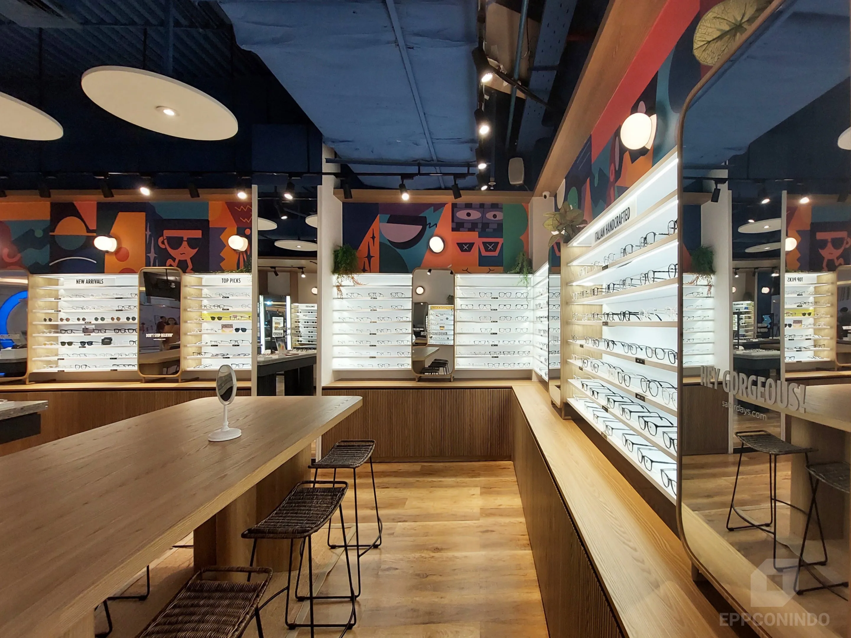 Saturdays Puri Indah Mall | Fashion & Accessories | PT Eppconindo Pilar ...